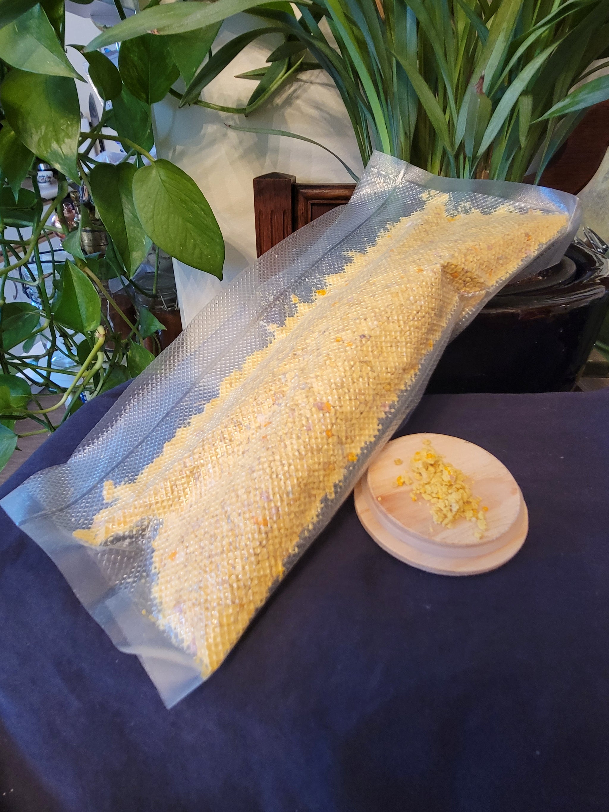 Fresh Frozen Pollen - The John Russell Honey Company